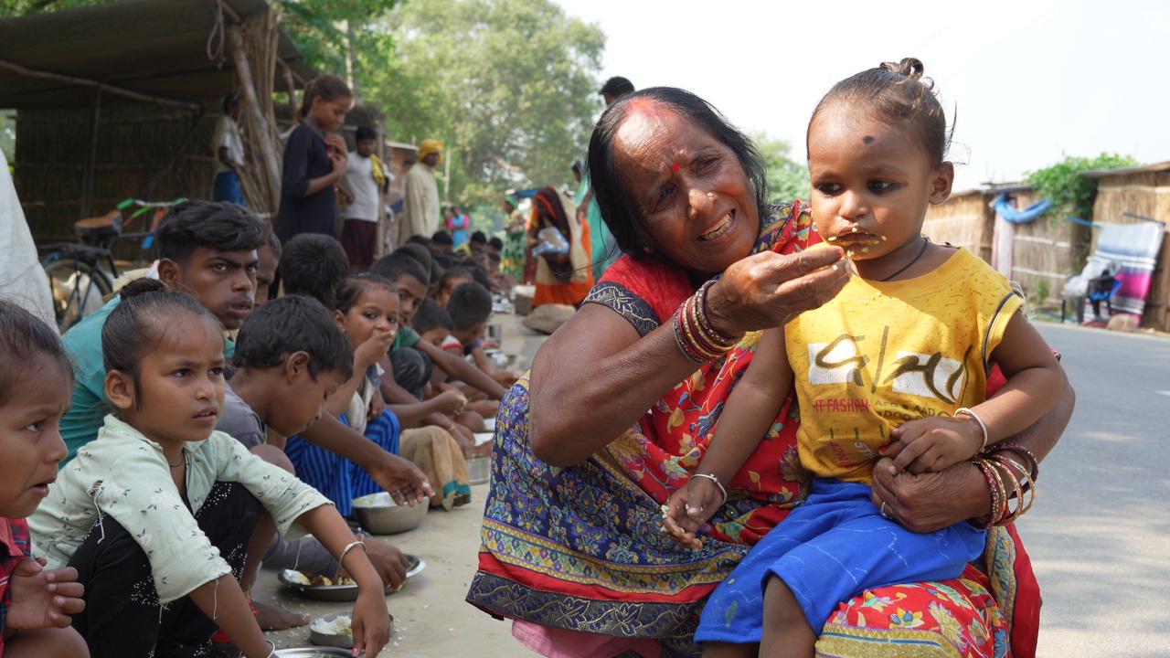 These Women Are Fighting Hunger In Rural India, One Roti At A Time ...